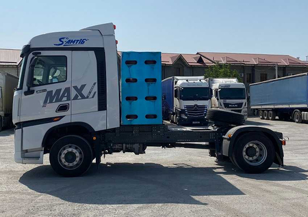 Седельный тягач Sinotruk Howo-Max 6x4 CNG газовый на метане, подушка