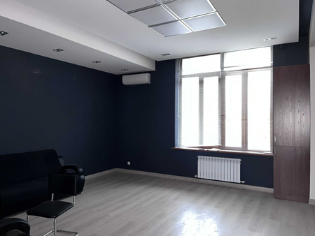 (Добрый) Махтумкули, 222+162 м², Высокие потолки, Витражи, 1 линия