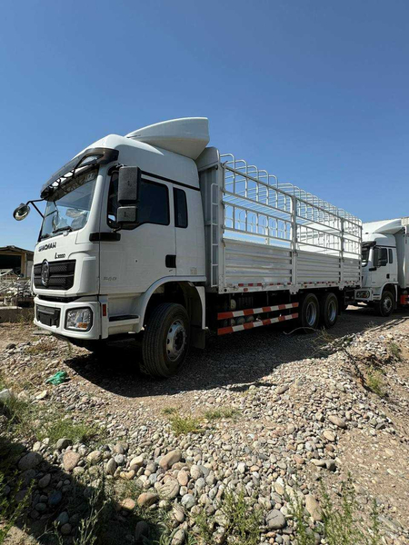 SHACMAN L3000 TENTOVKA 2x saplni ishingiz va biznesingiz rivoji uchun