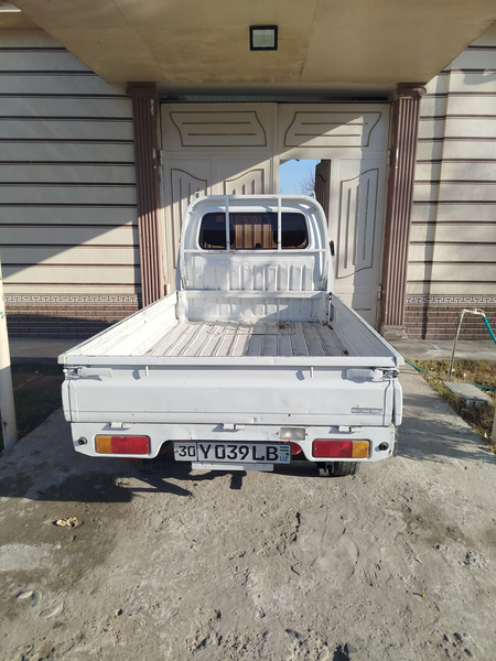 Chevrolet Labo..
