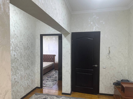 Продаётся 4 х ком Метро Ойбек, Госпитальный, рядом с Халк Банк