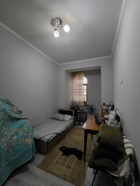 Продается квартира паркентский риезий 2/4)4 40м²