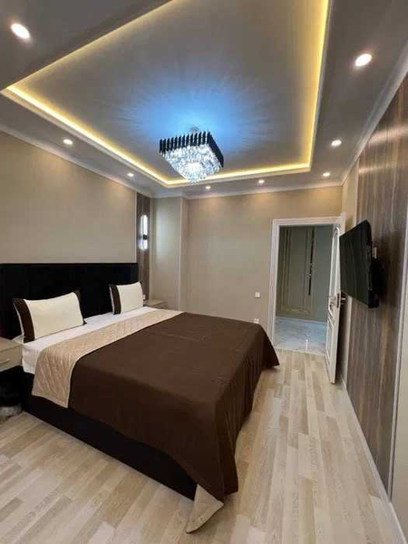 Квартира 3/4/9, 100 м², ул. Паркентская, напротив \\\