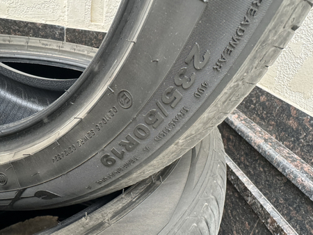 Byd Champion zavod balon 235/50/19