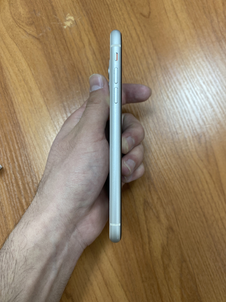 iPhone 11  White 128 GB