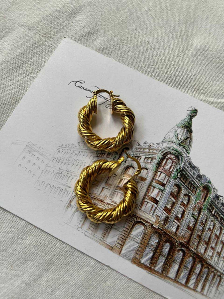 Серьги, кольца, золотого цвета