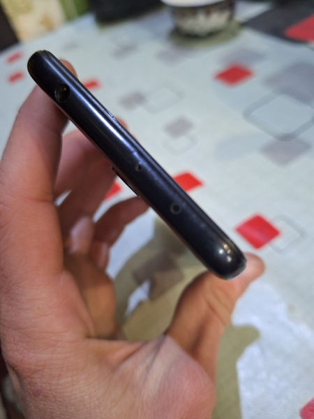 Redmi 5 2/16GB  dostavkaga isduu