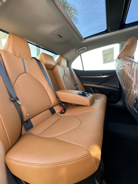 Toyota Camry lumiere 2024