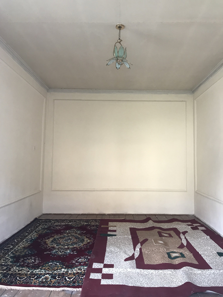 Srochno Hovli Sotiladi Adres: Kaftarxona 65.000$ (kelishamiz)