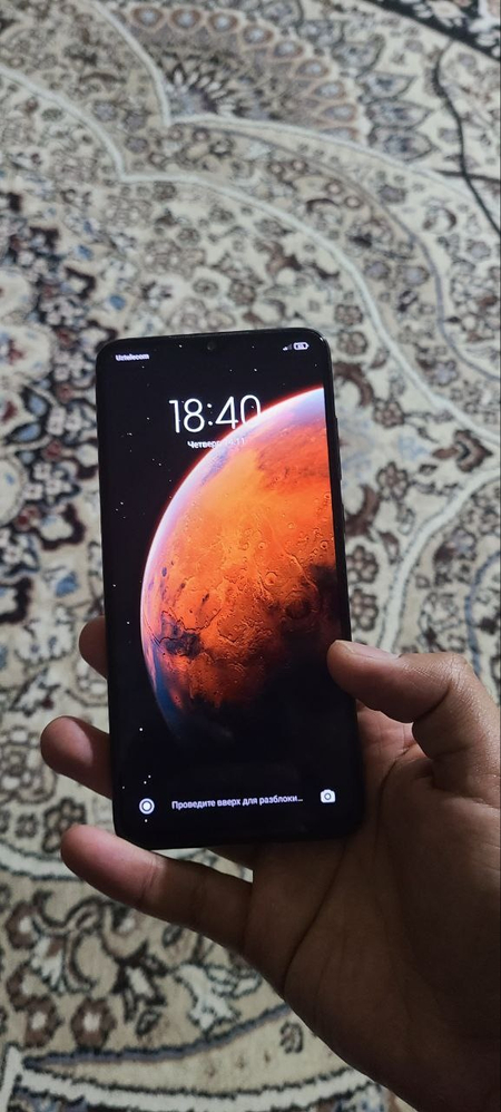 Redmi note 8 pro ideal xolatda dakument karobka bor