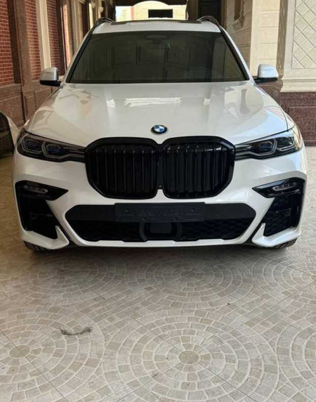 BMW X7 xDrive 40i 2024 год в Наличии