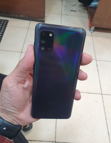 Samsung.     A31