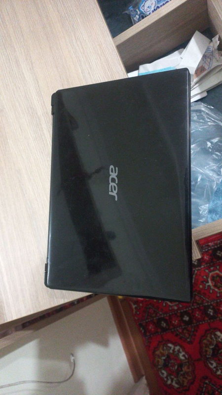 Netbook satiladi