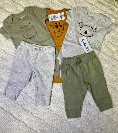 Carters набор на 3 месяца три Боди и две пары штанишек