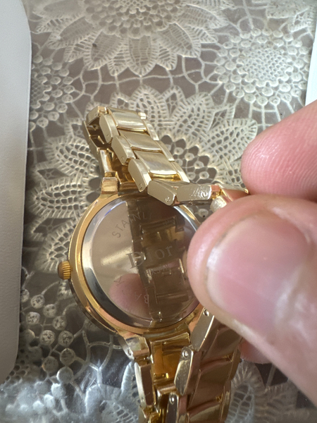 Продаю часы Dior новые