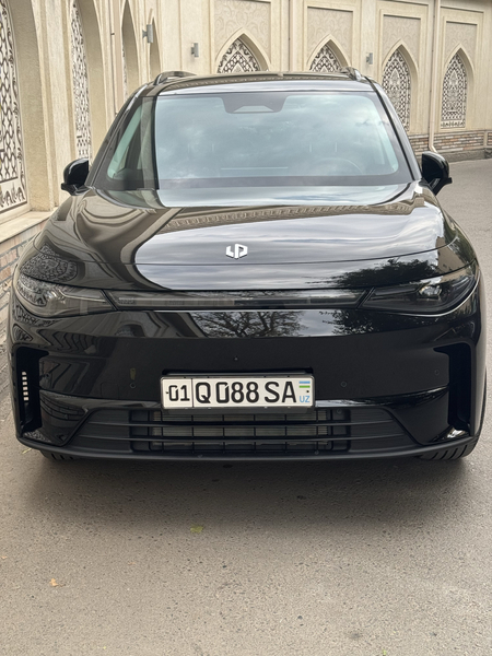 Leapmotor hybrid C16