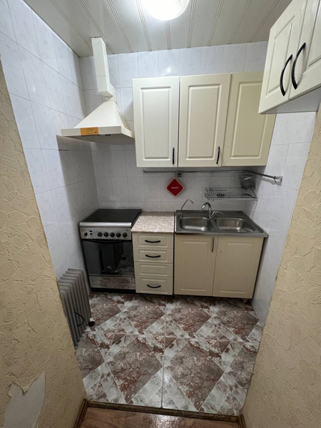 МЕТРО Хамза. Продажа. 3 х комнатная 2 х 6