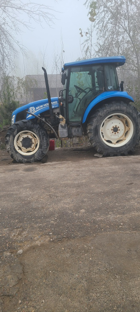 New Holland td5 110 sotiladi