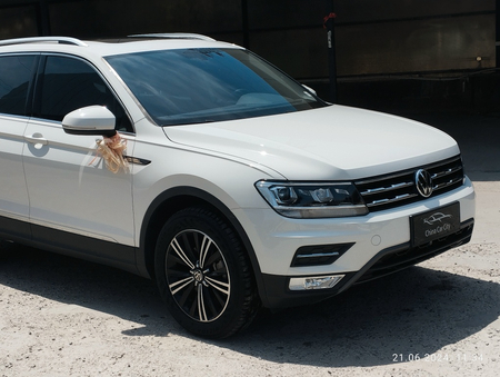 Volkswagen Tiguan L 330 TSI