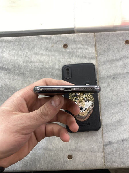 iPhone X ideal  sastayana yomks rodnoy 82%