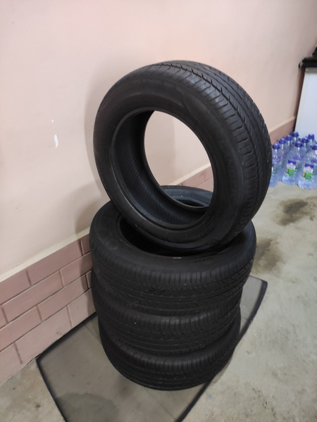 Onix BYD E2 Monza moshinla uchun balon sotiladi 205.60.R16.