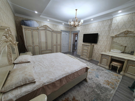 Новотройка метро Ойбек 4х комн ЖК Империал. квартира иностранцам