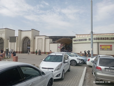 Продается Магазины Ипподром, Паркинг, Узбек базар 10 Квадрат