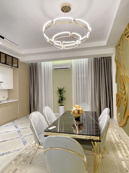 3-к. квартира, 108 м², 3/10 эт.