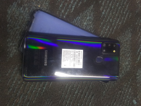 Samsung A21s sotiladi