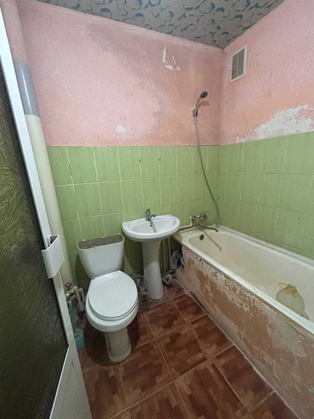 2 хоналик 5 этаж Русалка