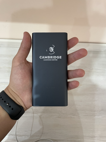 Power Bank sotiladi