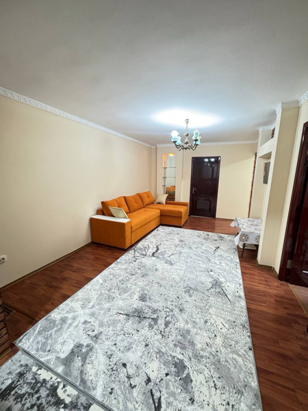 Продается квартира Чиланзар 2. 2/1/4 Кирпич 2х4 Ор-р Аллея Гагарина