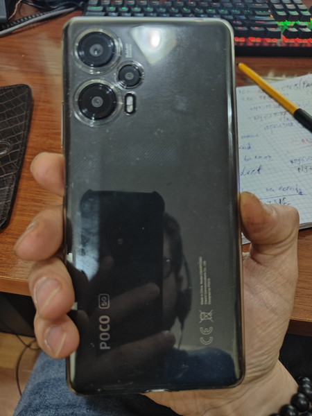 Продается смартфон Poco F5 12/256 в идеальном состоянии