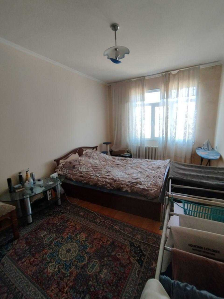 V4160 3/3/5 Чиланзар 12кв Ор.р: Фархад базар напротив 65м2 Средний