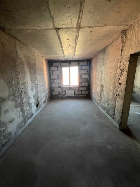 Шикарная новостройка в центре бектемира с черновой отделкой