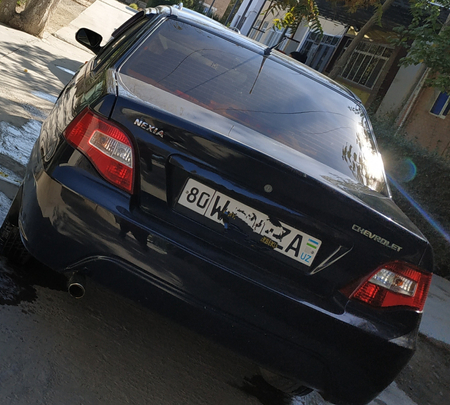 Автомобиль нексия