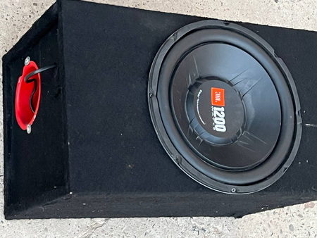 Pioneer 725 Kenwood usilitel JBL 1200