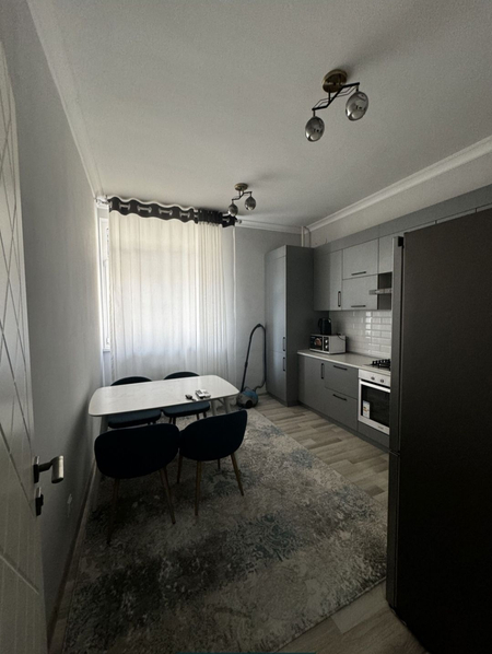 Срочно. Ассалом Сохил.  Golden house.  1ком. 2этаж. 37м2
