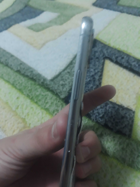 iPhone x sotiladi