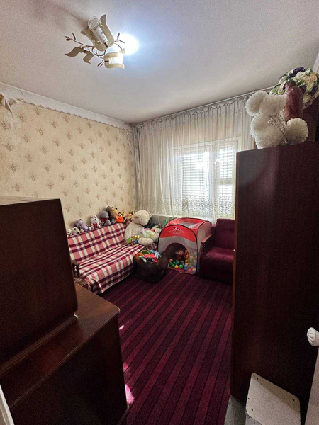 Срочно Продаю своя 4х комнатная