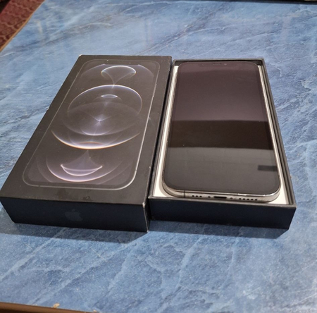 Iphone 12 pro  karobka dakument