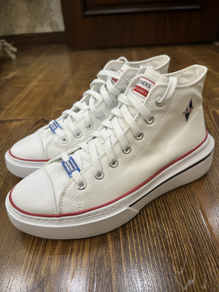 Skechers женские новые
