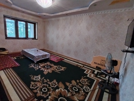 Oltin Samarqand bollarga kvartira  3 kishi kere 500 mingsumdan