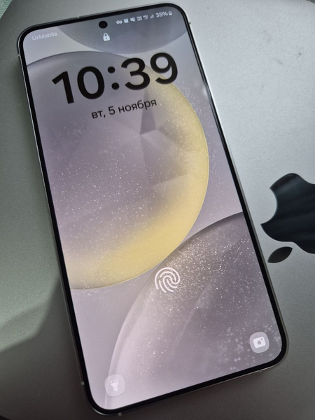 Продам Samsung Galaxy S24