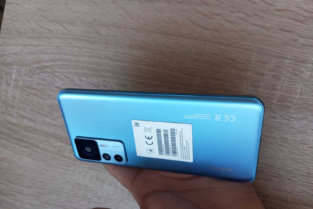 Xiaomi 12T 8+5 /256 srochno sotiladi
