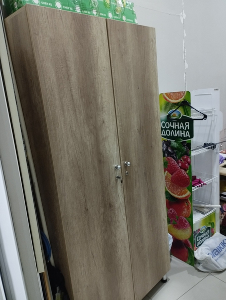 Продам шкафчики. В идеальном состоянии. Подойдут для садика, спортзала
