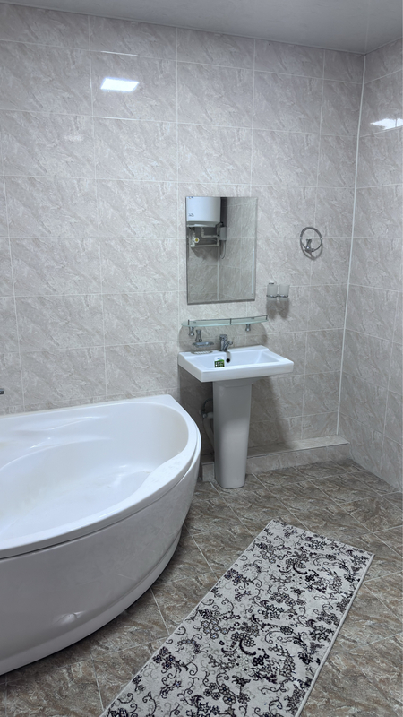 Продаётся 3х комнатная квартира на 2-этаже, 120кв.м. Ор: Теракзор.