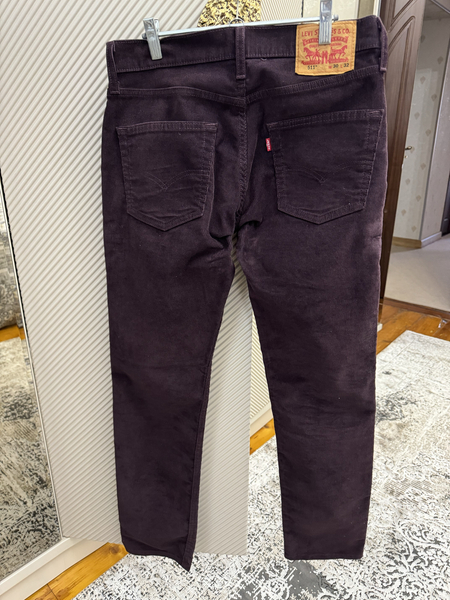 Брюки от Levis