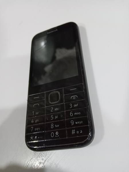 Assalom alekum telefon sotiladi Original Nokia 2ta sim fleshka