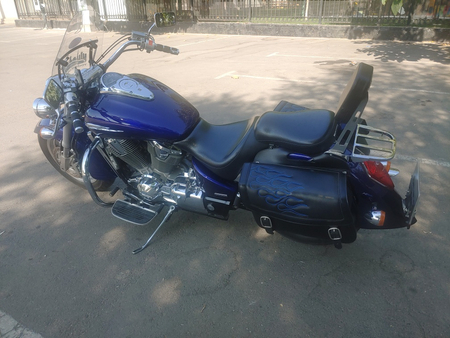Срочно, Мотоцикл Honda VTX 1800 R, 2002 год